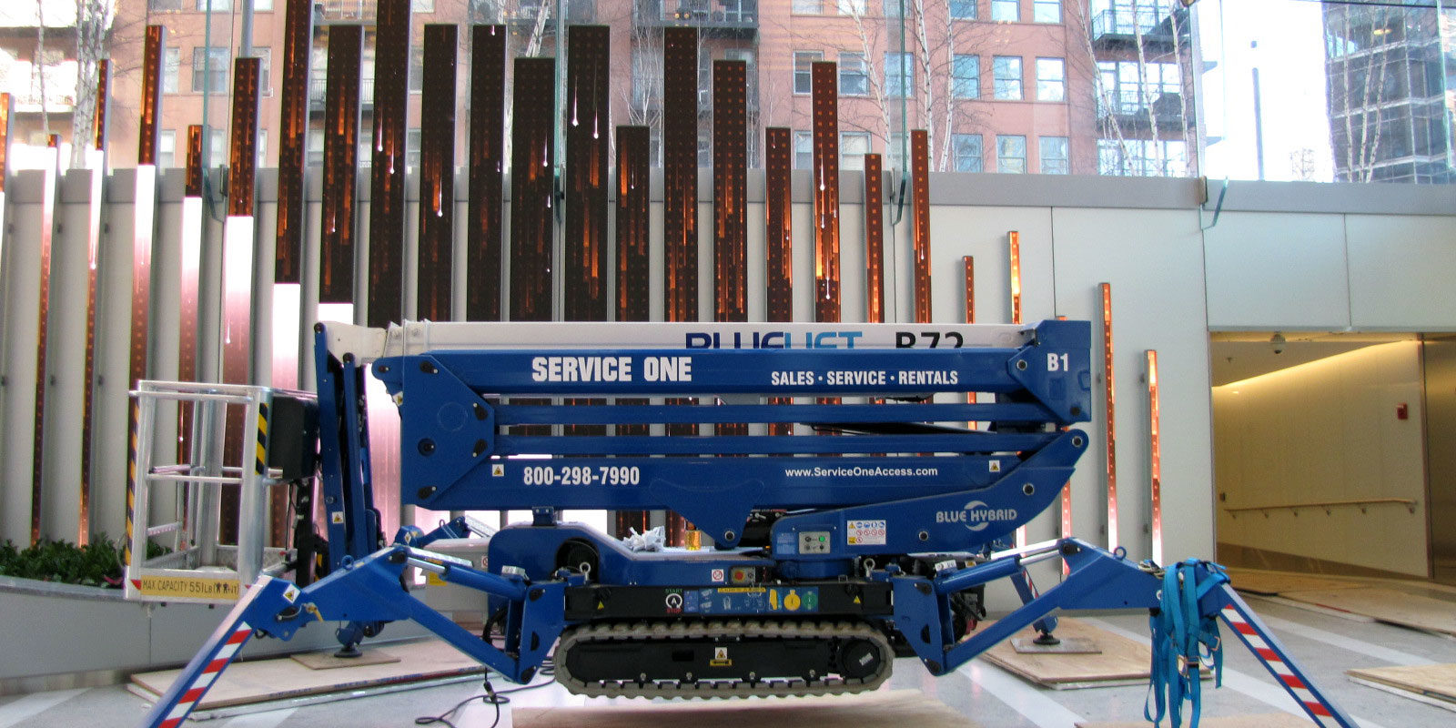 Lifts Specifications and Comparison | Chicago Window Washing and Facade ...